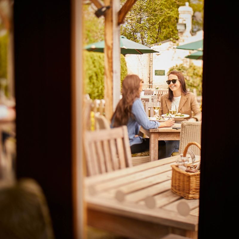 The Anglesey Arms. Family friendly pub and hotel in Anglesey