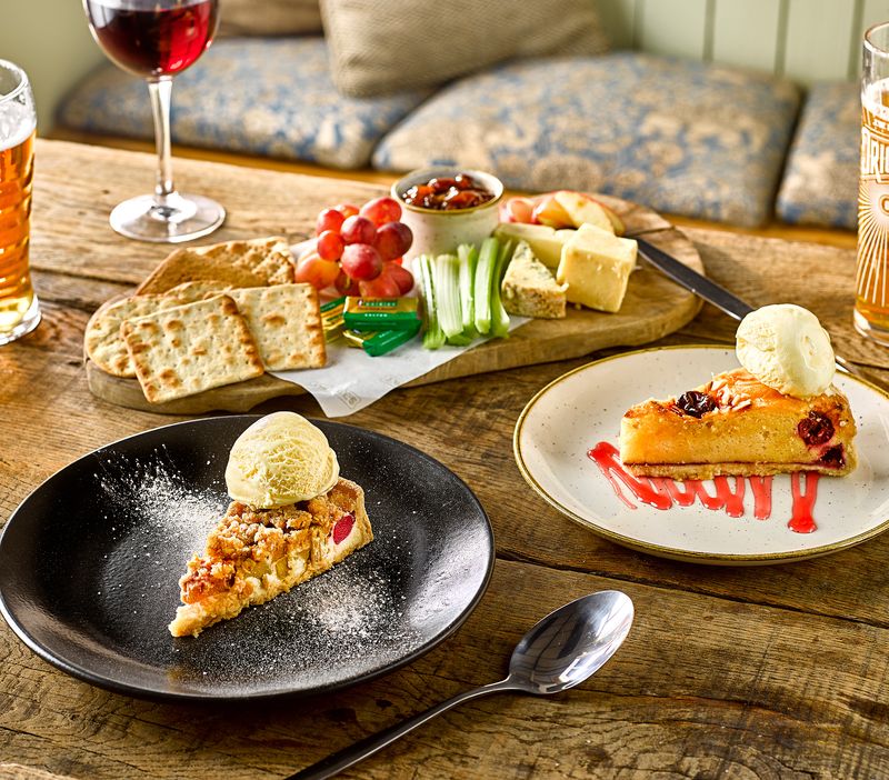 The Anglesey Arms. Family friendly pub and hotel in Anglesey